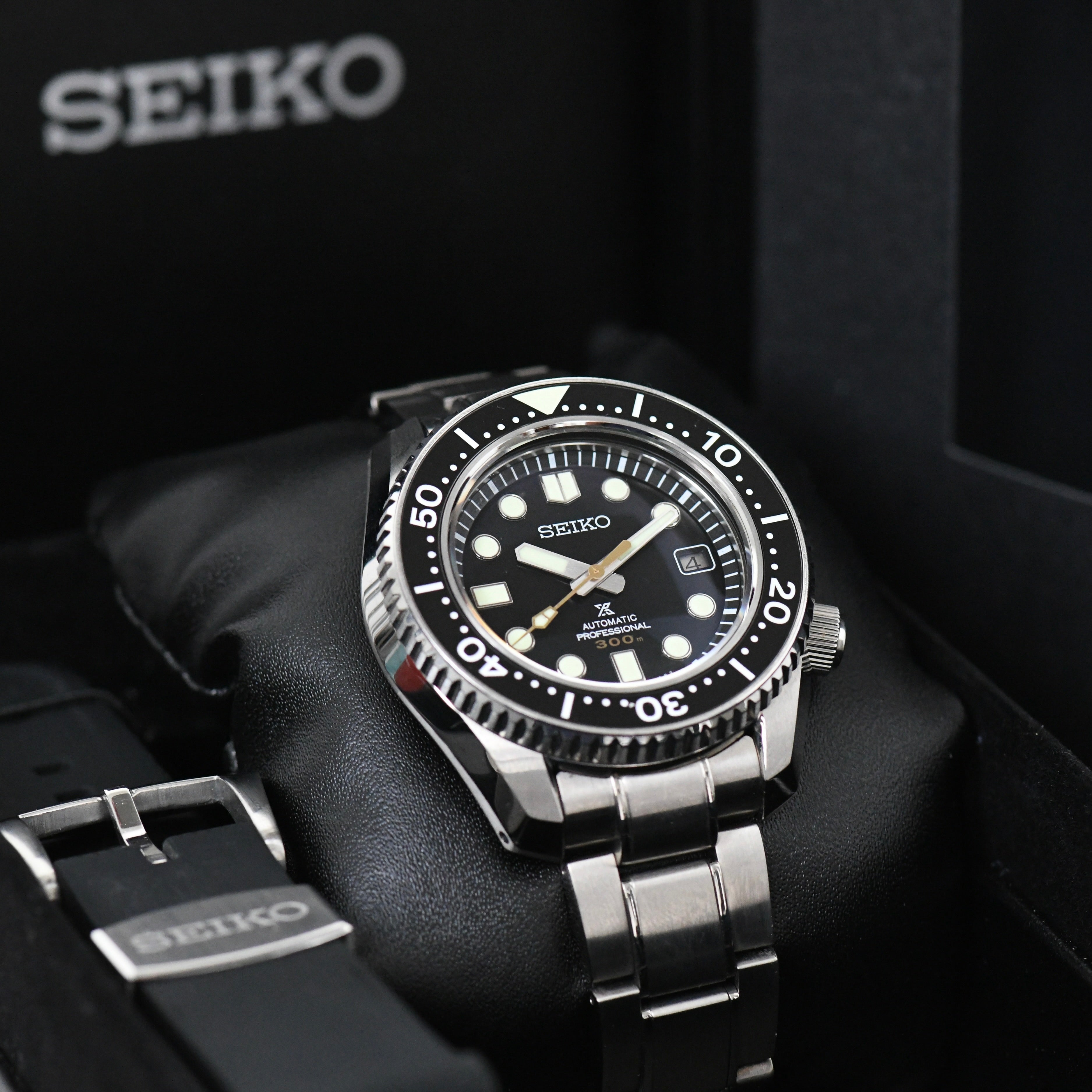 Seiko Marine Master 300m SLA021J1 Black Dial Cal.8L35 Diver Watch Boxe ...